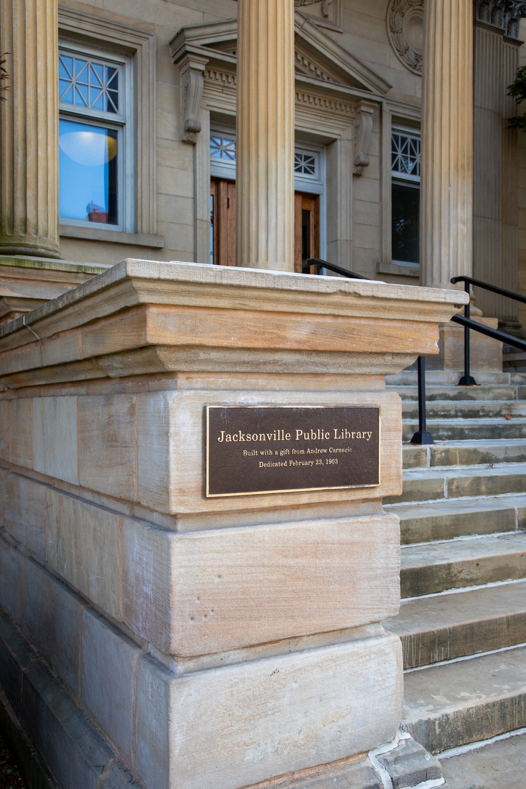 Jacksonville Public Library - Jacksonville, IL